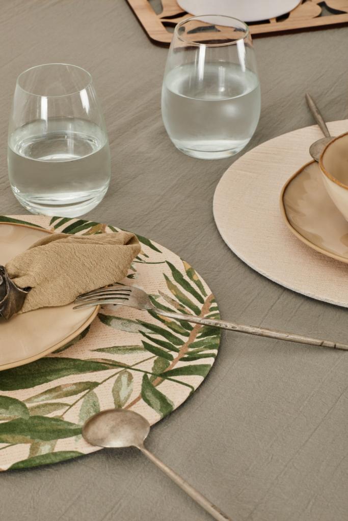 Petite Affaire - Mantel Tussor Hormigon